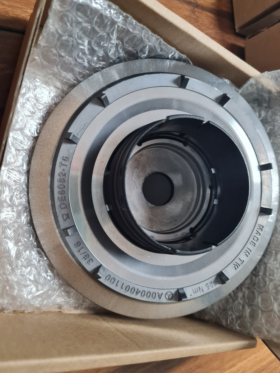 1x Alloy Wheel Centre cap for Mercedes AMG C63/GLC63 Black/Chrome A000 ...